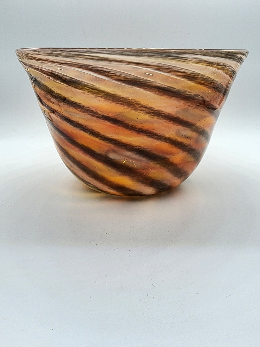 Orange Spinner Bowl – Three Sisters Garden